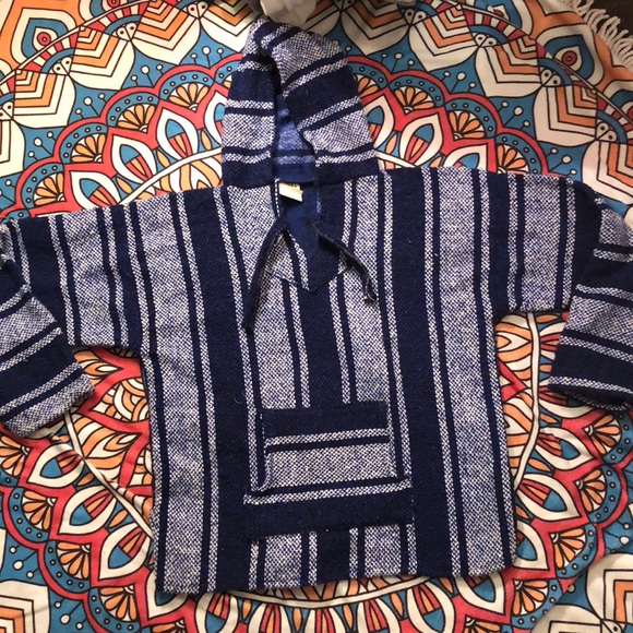 Tops | Blue And White Stripped Drug Rug | Poshmark